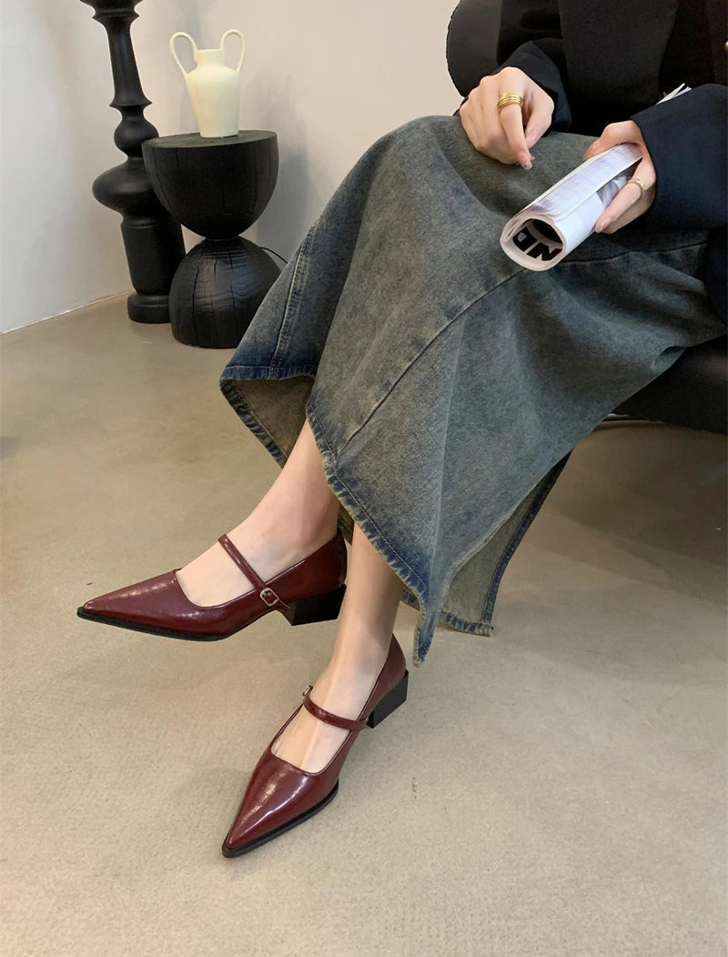 Keely Retro Pointed Toe Pumps – Bella Chix Co